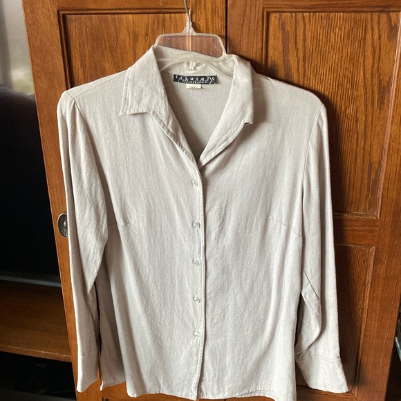 mandee | Tops | Elements Mandee Cream Buttonup Blouse | Poshmark